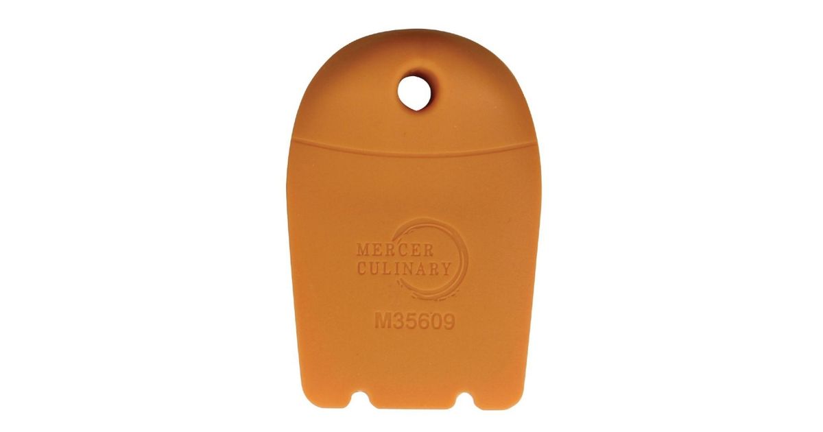 Mercer Culinary Horseshoe Arch Silicone Plating Wedge 4mm - CT742 ...
