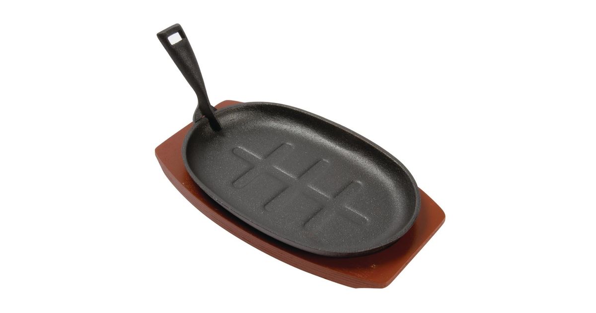 Olympia CC310 Cast Iron Oval Sizzler Pan with Wooden Stand 280 x 190mm ...